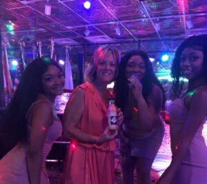 Kelly Hyland: Wiki, Bio, Age, Height, Daughter