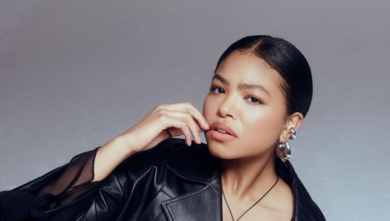 Navia Robinson: Wiki, Bio, Age, Parents, Tv Shows, Net Worth, BF