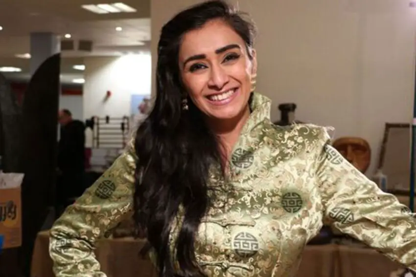 Roo Irvine: Wiki, Bio, Age, Family, Parents, Real Name, Net Worth