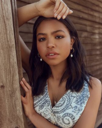 Navia Robinson: Wiki, Bio, Age, Parents, Tv Shows, Net Worth, BF