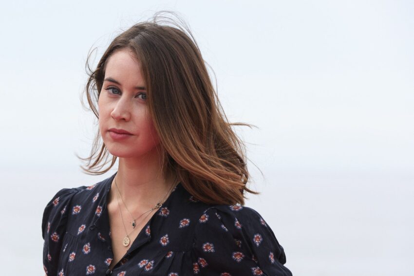 Liz Kingsman: Wiki, Bio, Height, Age, Husband, Show, Family