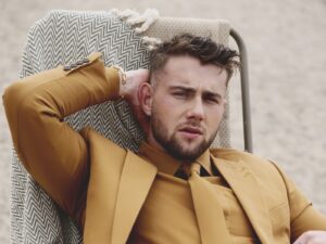 Harry Jowsey Age, Wife, Family & Biography