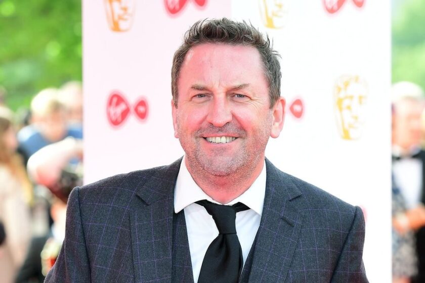 Lee Mack's Net Worth Projection for 2025