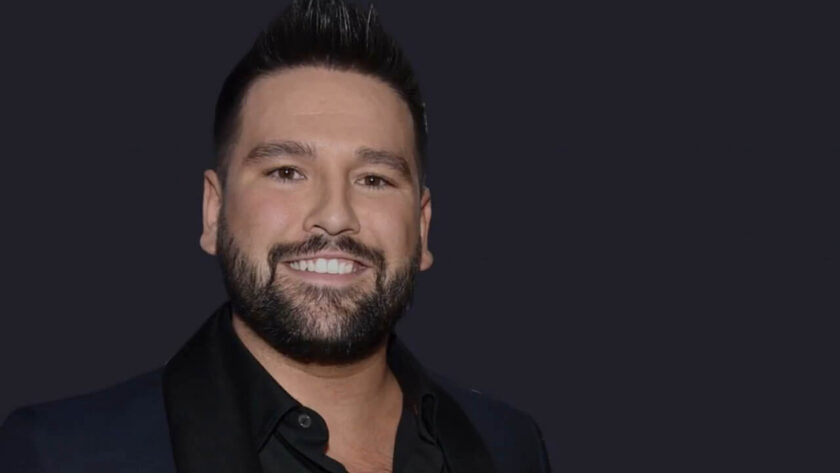 Shay Mooney Height, Age, Net Worth, Wife, Parents (2025)