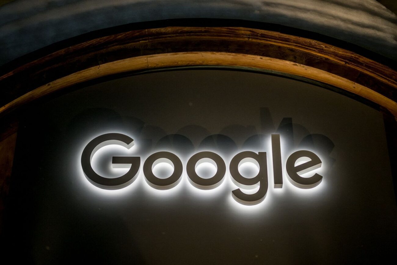 Google SWOT Analysis (2026 Update): Strengths, Weaknesses ...